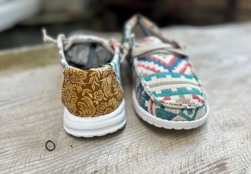 Tialoc Aztec Shoe – The Turquoise Tractor